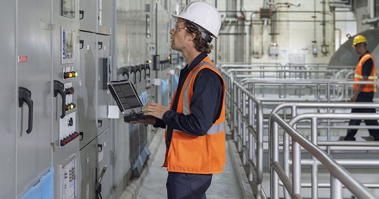 Unlock Innovation in Manufacturing with Smart Technologies | Verizon