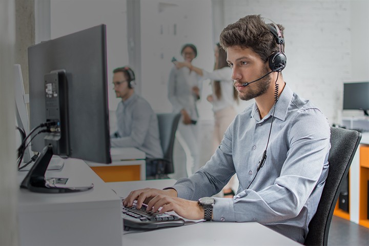 How Modern Contact Centers Evolve Customer and Employee Experiences ...