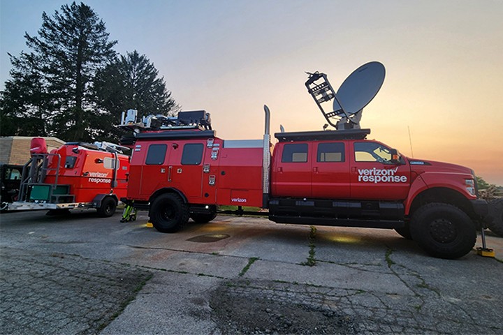 Verizon Frontline Trains with National Guard for Crisis Response ...