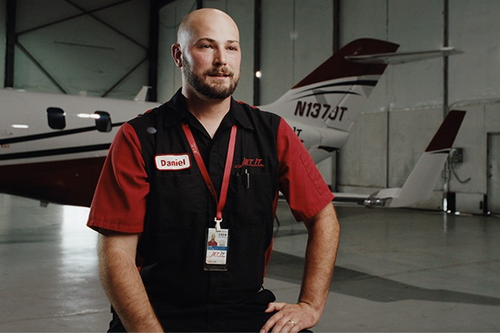 Jet It Scaling Safely with 5G Business Internet | Verizon Business